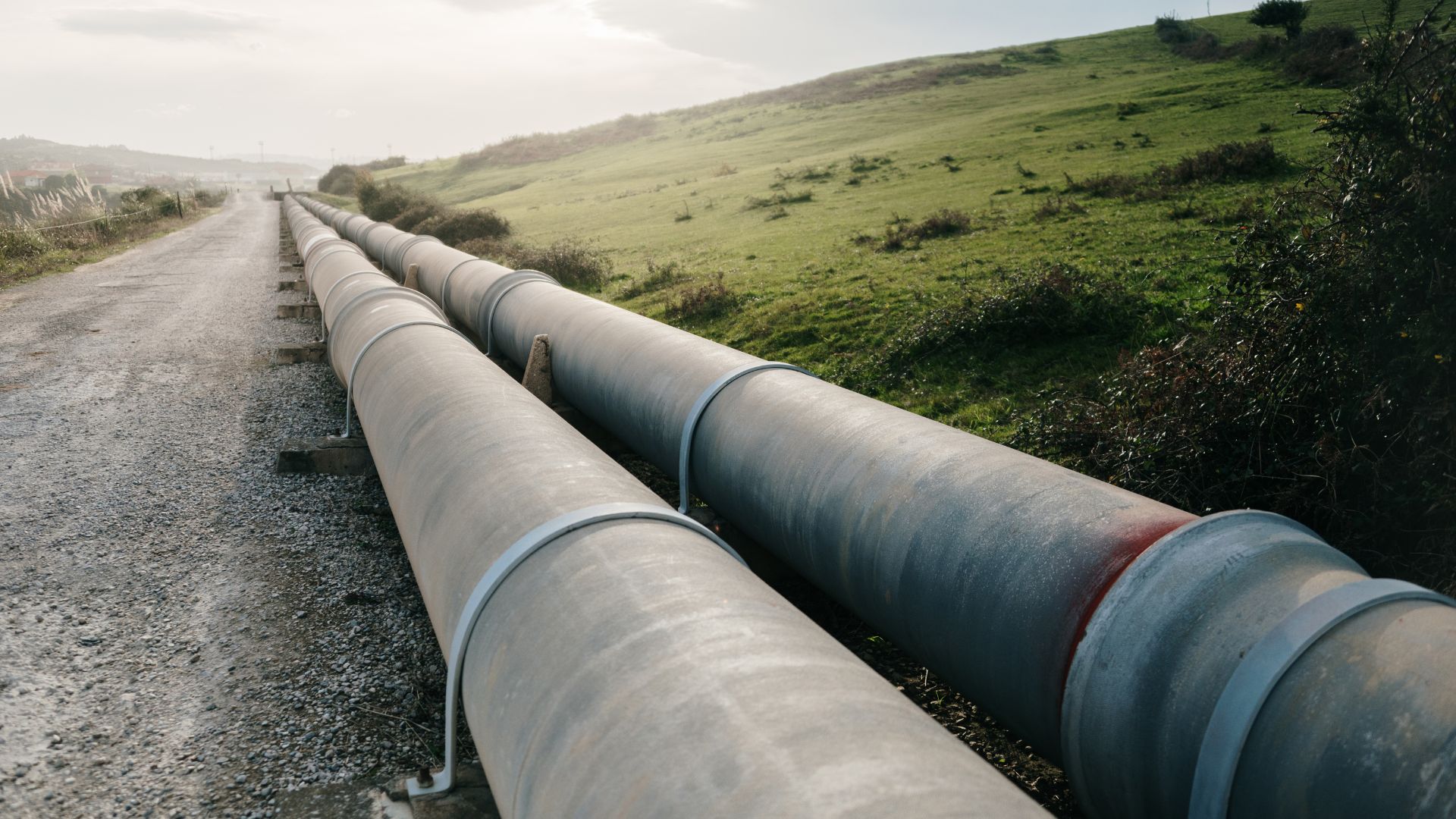 Alberta and Ottawa Sign Historic Energy Agreement – Prairie Sky Strategy